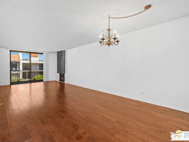 1401 Valley View Road 321