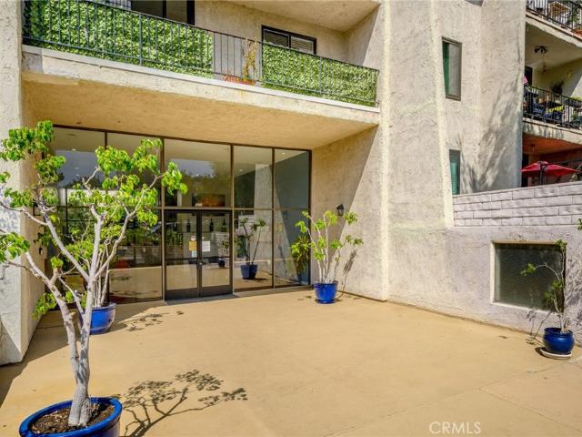 1401 Valley View 329