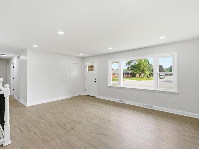 1401 W 55th Avenue