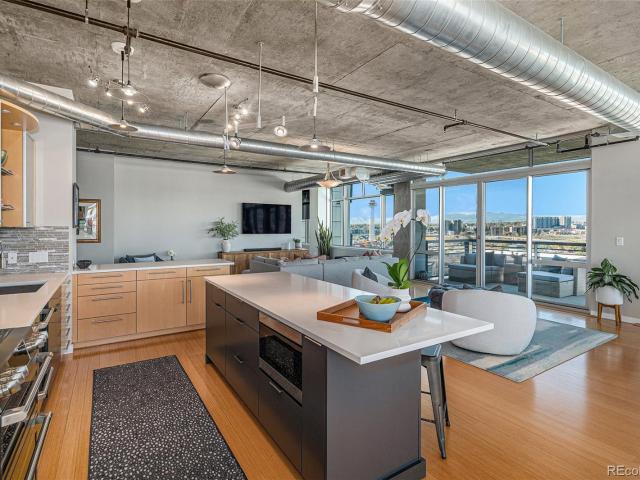 1401 Wewatta Street # 1202