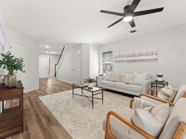 1401 Wheatfall Ln, Austin, TX 78748 | MLS #4922 | Compass
