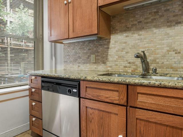 1401 Willow Street # 2