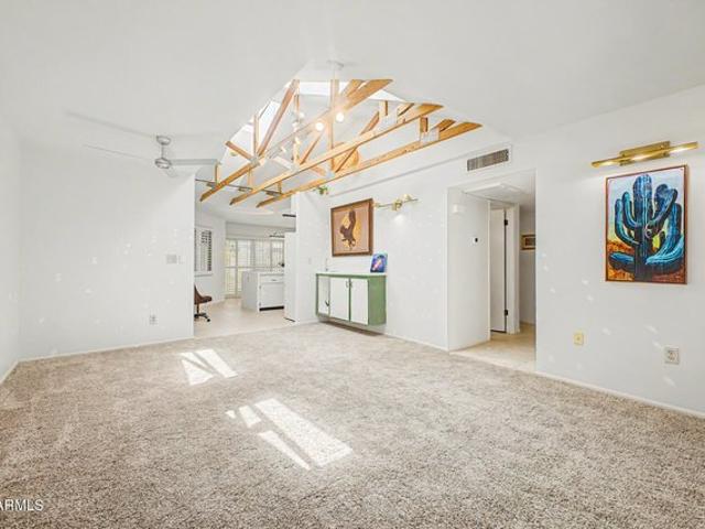 14023 N Newcastle Dr, Sun City, AZ 85351