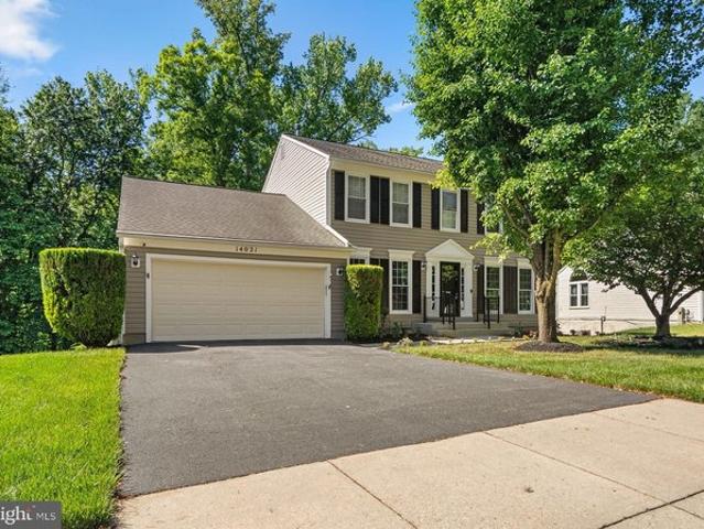 14021 Heatherstone Dr, Bowie, MD 20720
