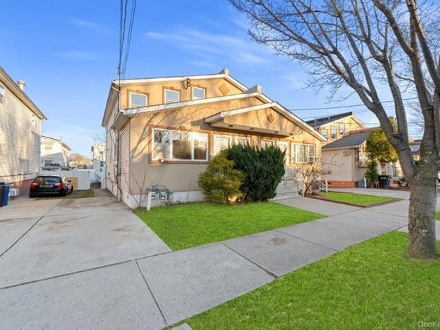 14027 Coombs St, Springfield Gardens, NY 11413