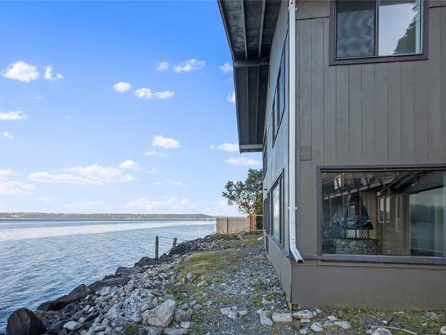 14024 Glen Acres Rd SW, Vashon, WA 98070