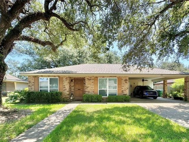 1402 Martens Dr, Hammond, LA 70401