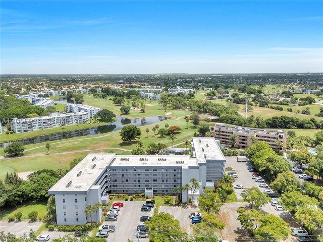 1402 NW 80th Ave Apt 310, Margate, FL 33063