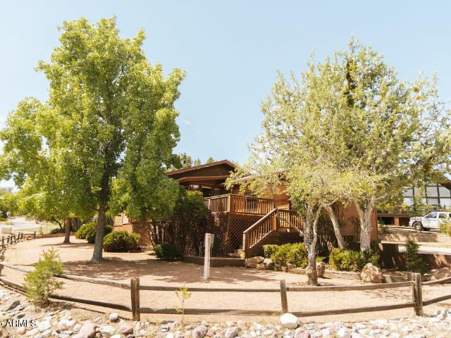 1402 n alpine heights drive