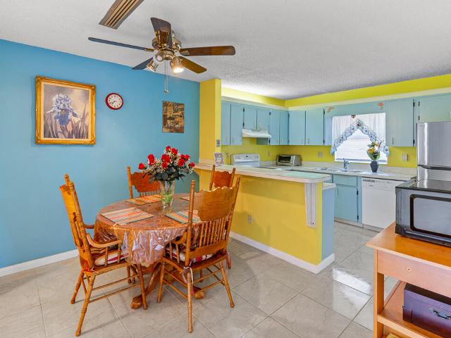 1402 Nebraska Ave, Unit 13, Fort Pierce, FL 34950 | MLS #R11150
