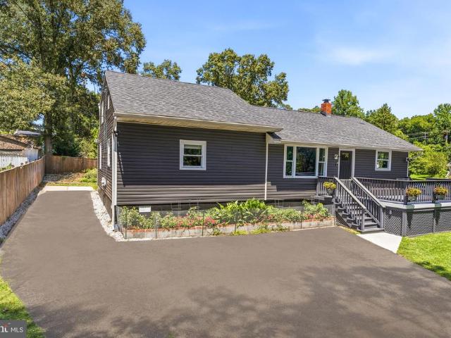 1402 Norcross Lane
