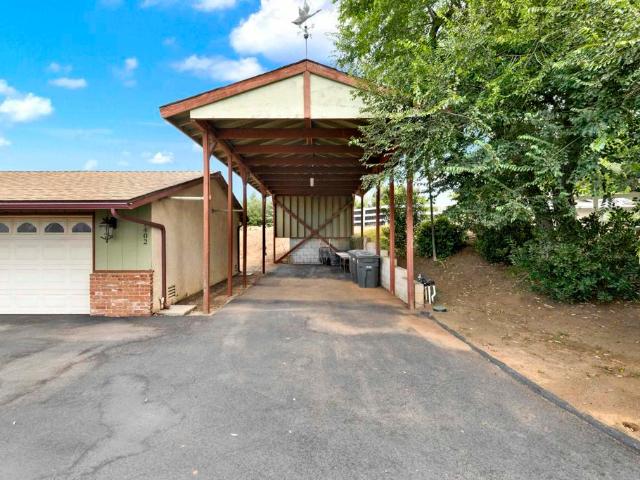 1402 Big Red Road
