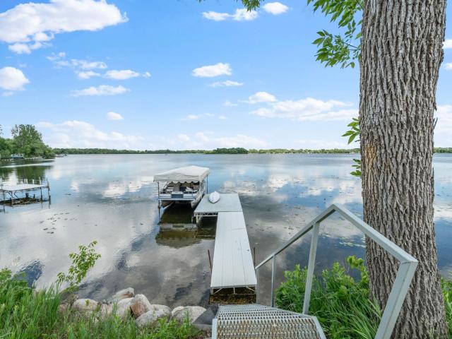 1402 Brophy Park Road NW