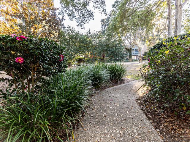 1402 Camp Road Apt 3f