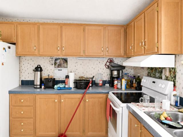 1402 Campbell Hollow Rd