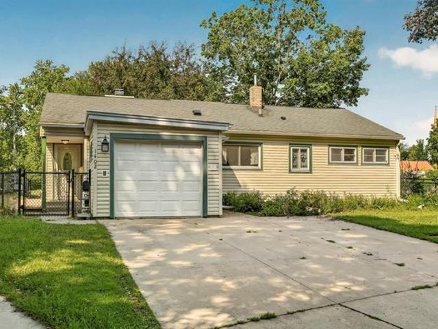 1402 Damon Ct SE, Rochester, MN 55904