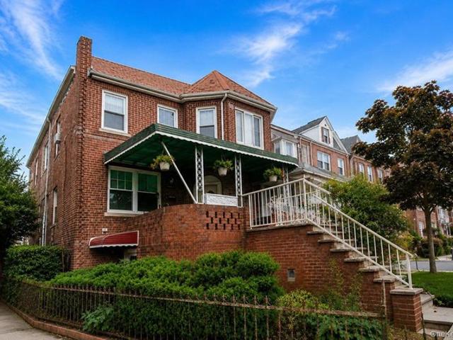 1402 E 37th St, Brooklyn, NY 11210