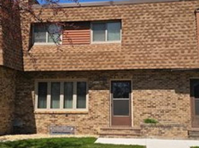 1402 E Gateway Cir S Apt H, Fargo, ND 58103