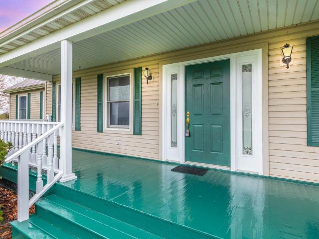 1402 E Indiana Ave, Pontiac, IL 61764 | Compass