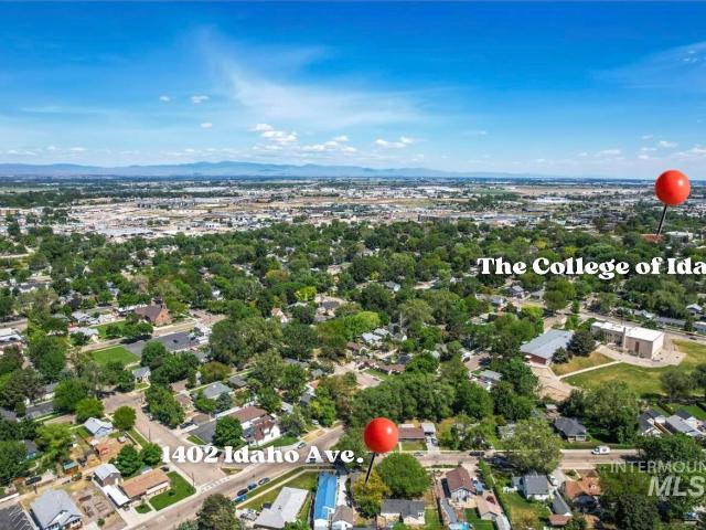 1402 Idaho Ave