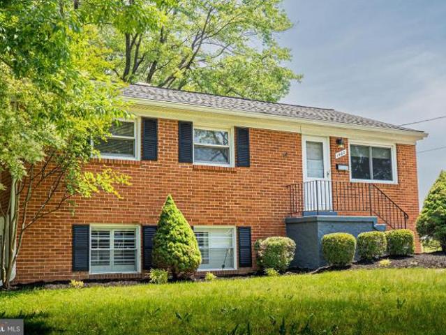 1402 Idaho St, Woodbridge, VA 22191