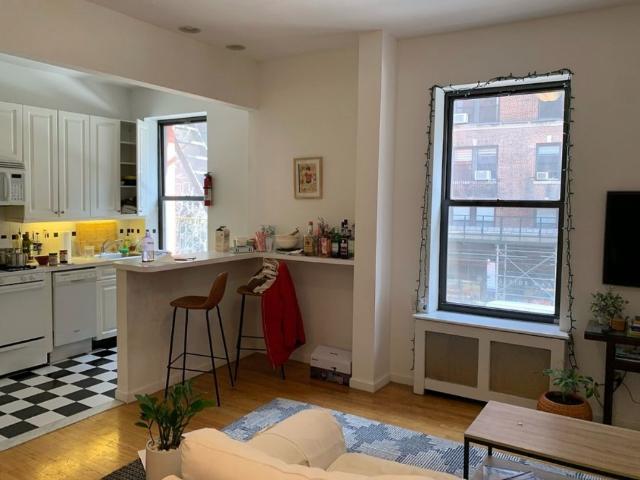 1402 Lexington Avenue 2
