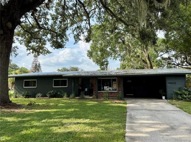 1402 Phyllis St, Lakeland, FL 33803