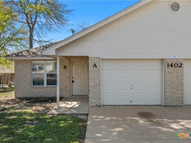 1402 Pima Trail