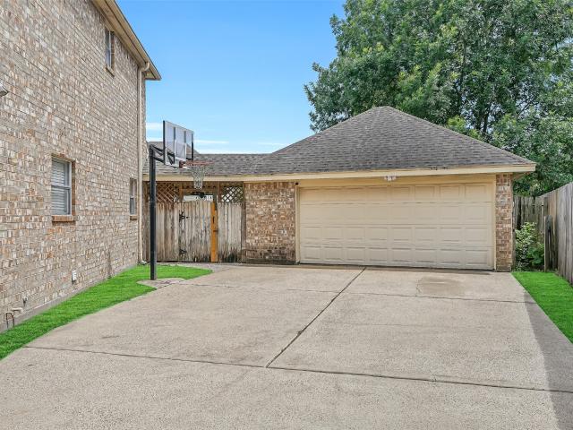 1402 Pine Meadow Court