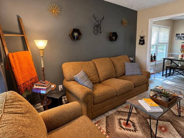 1402 Sundown Drive
