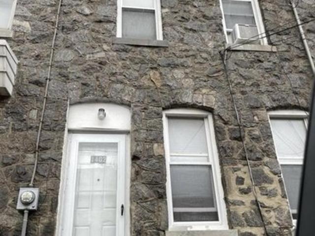 1402 S 10th St, Camden, NJ 08104
