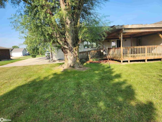 1402 Settlers Lane