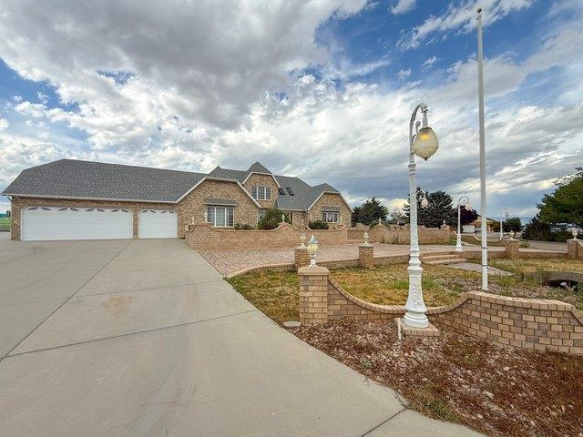 1402 Shepherd Dr, Wellington, UT 84542