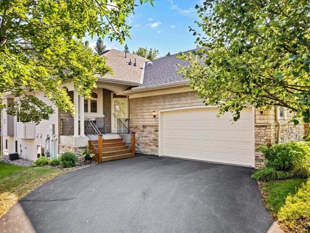 1402 th Ave N, Plymouth, MN 55446