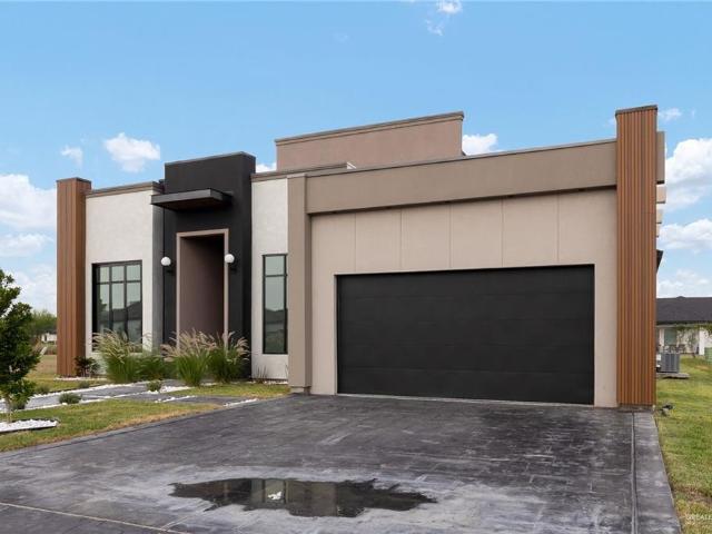 1402 Tierra Encantada