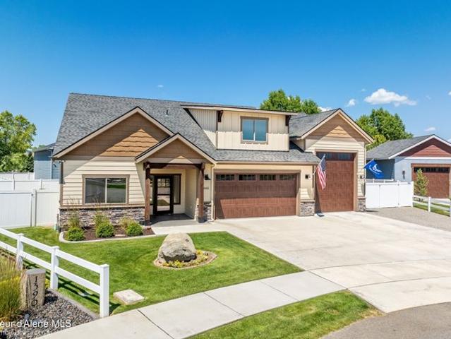 1402 W Wayward Cir, Post Falls, ID 83854