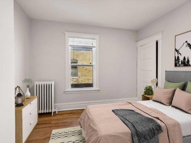 1402 West 28th Street 2 Bedroom Apartment for Rent at 1402 W 28th St, Minneapolis, MN 55408 Lowry Hill East