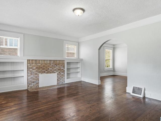 1402 44Th Street