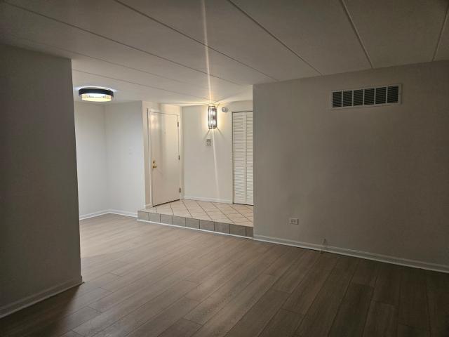 14033 S Laramie Avenue # 408