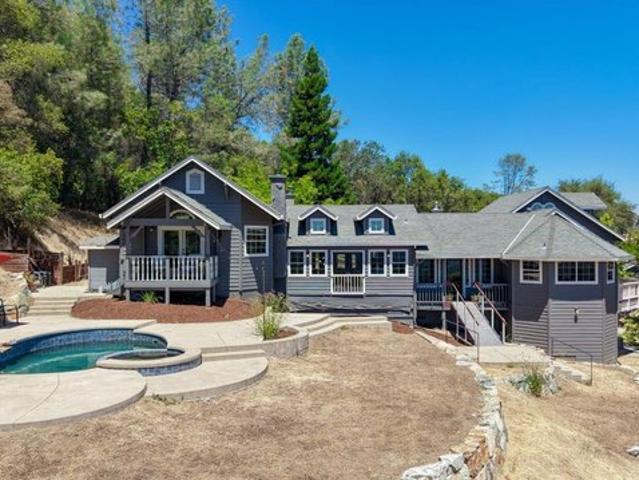 14030 Pleasant Valley Rd, Penn Valley, CA 95946