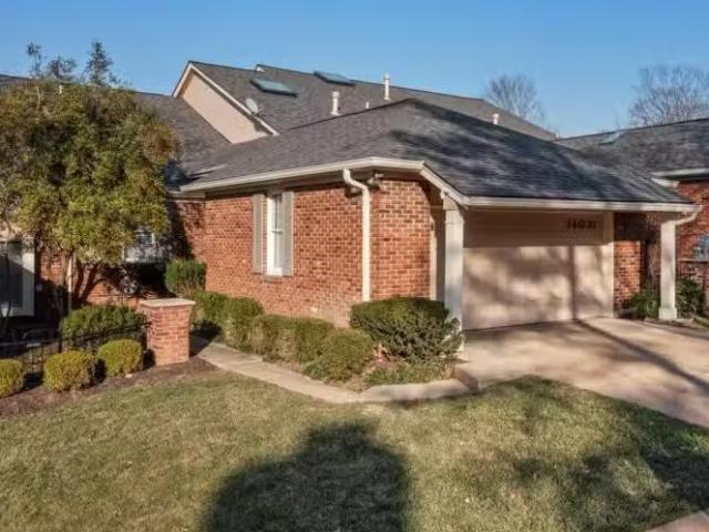 14031 Baywood Villages Dr, Chesterfield, MO 63017 MLS 25007625
