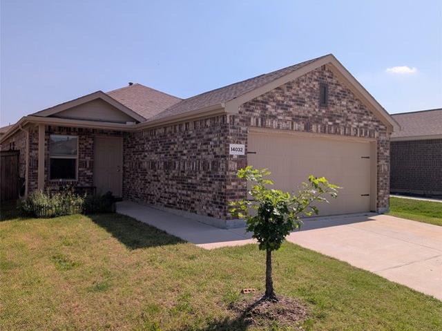 14032 Haggerston Dr, Pilot Point, TX 76258