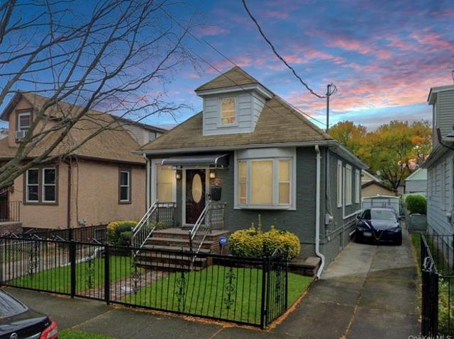 14039 th St, Jamaica, NY 11434