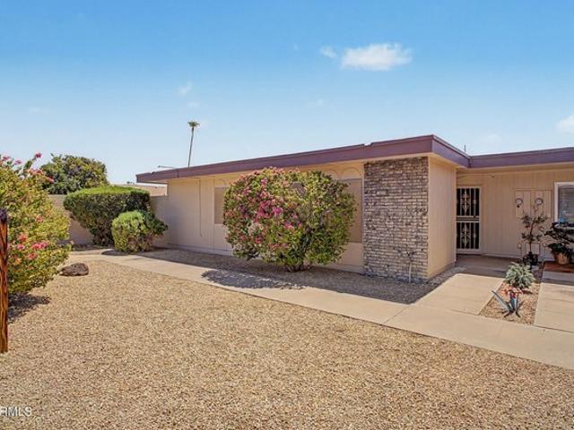 14039 N Palm Ridge Dr W, Sun City, AZ 85351