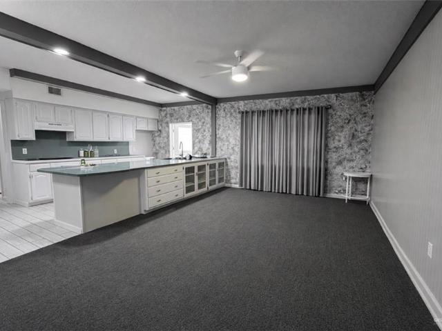 1403 N Shary Road