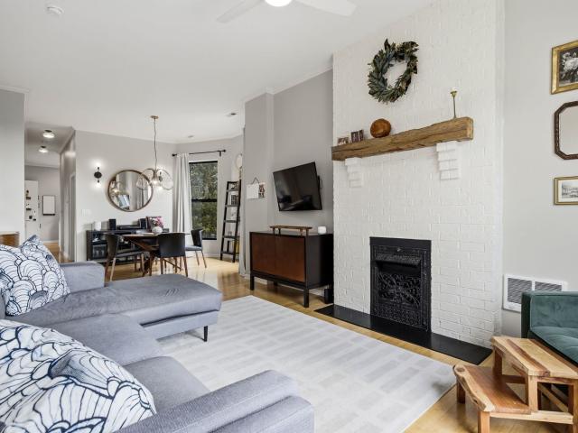 1403 N Rockwell Street # 3