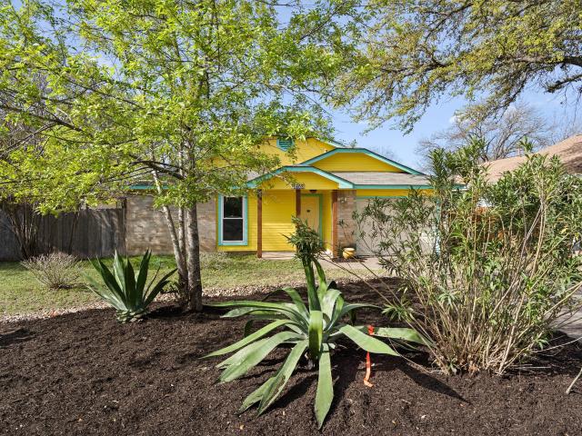 1403 Alma Dr, Austin, TX 78753 | MLS #8348 | Compass