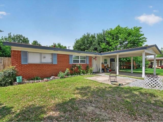 1403 Beacon Hill Dr, Irving, TX 75061 | MLS #21231 | Compass