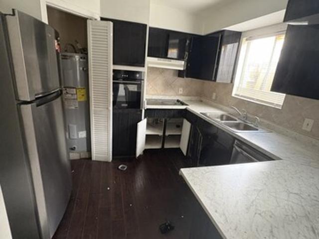 1403 Blalock, Unit 5
