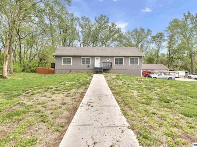 1403 Bluff St, Bellevue, NE 68005